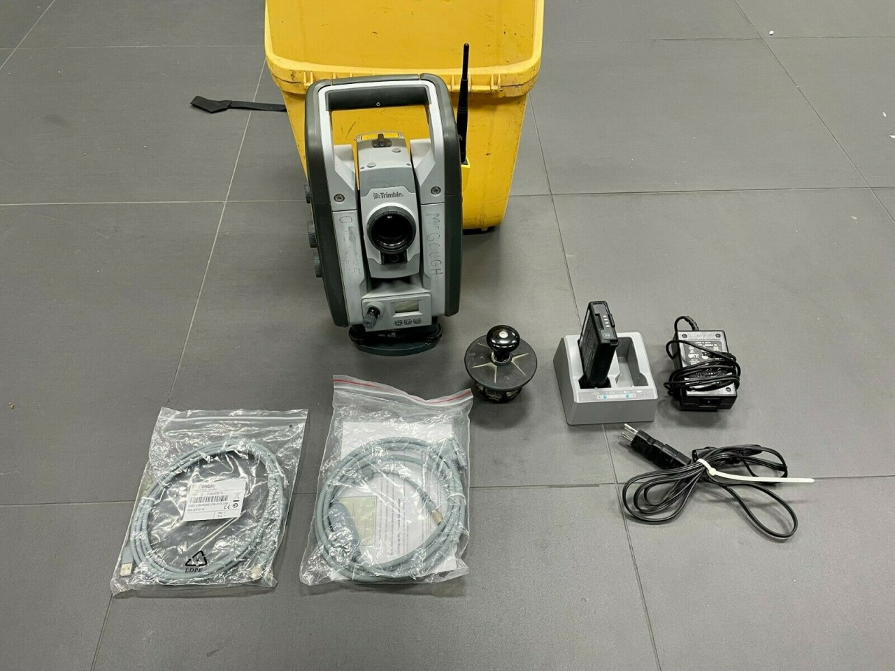 TRIMBLE RTS555 DR WLAN NOMAD LM80 ROBOTIC TOTAL STATION